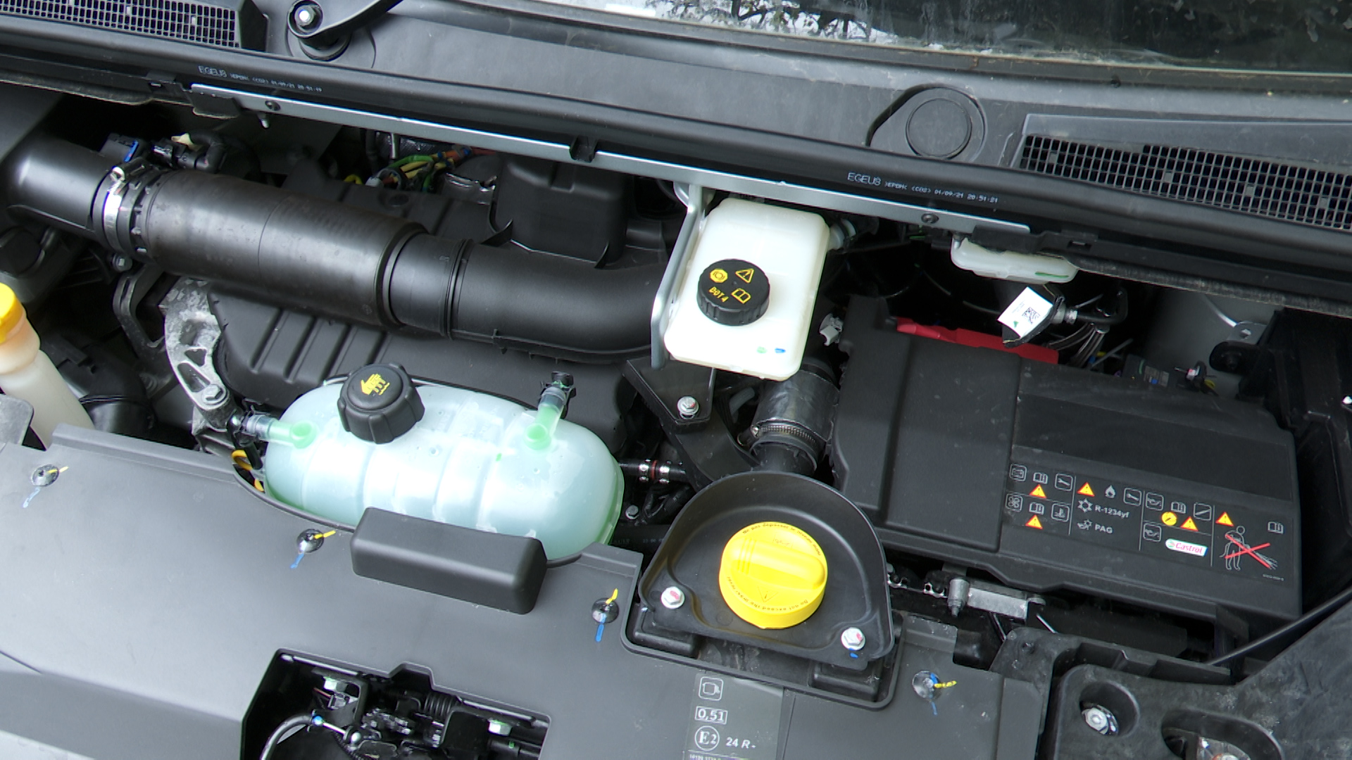 Renault Trafic Lease Offer at Planet Leasing: Features, Performance ...